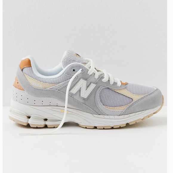 New Balance | Shoes | New Balance 200r | Poshmark